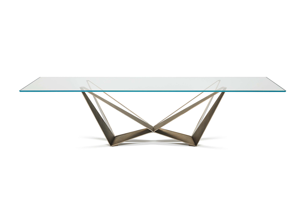 Skorpio - Tables | Livingstone